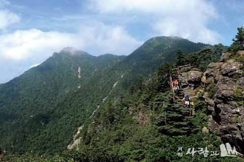 지리산 남부능선, 그곳은 비밀의 정원